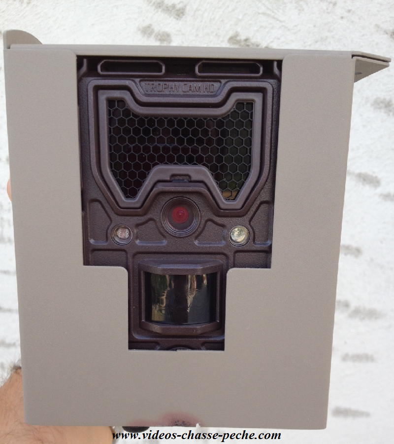 Bushnell, caisson de protection "maison" pour piège photo ! - videos ...